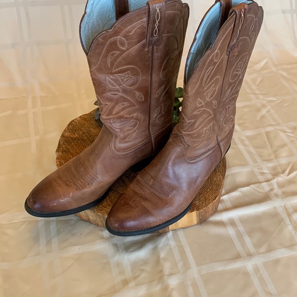 Ariat | Shoes | Ariat Cowboy Boots In Rich Tan | Poshmark